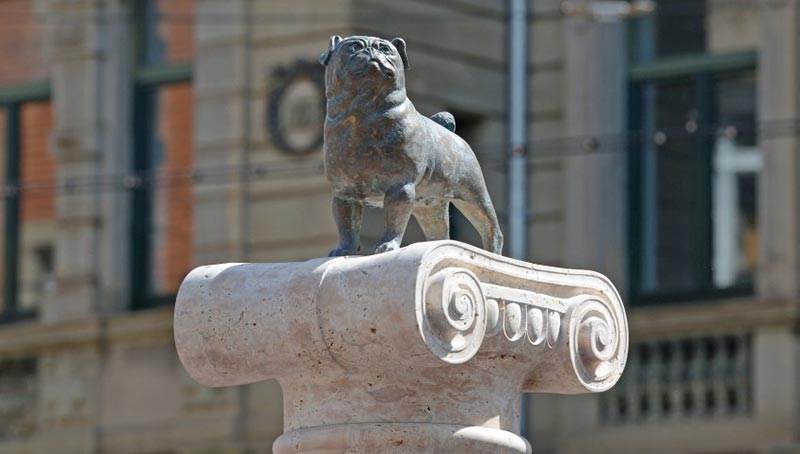 Endlich wieder Sinn in Stuttgart – der Loriot-Mops ist zurück - re ...