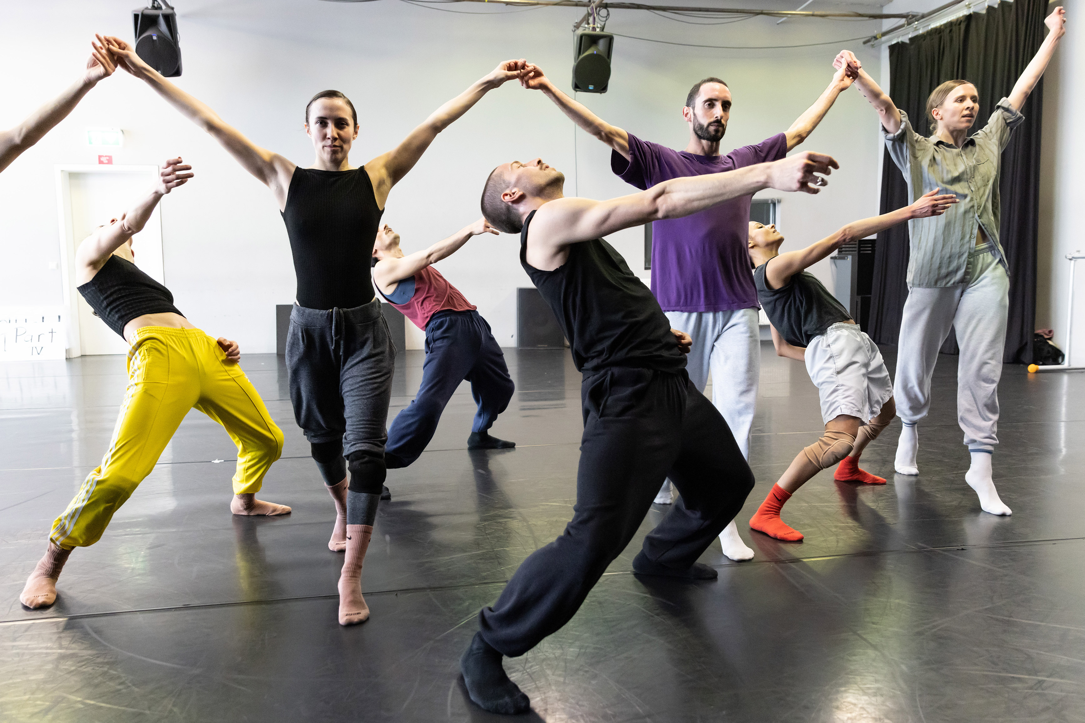 Im Rausch der Bewegung: Contemporary Dance 2.0 im Theaterhaus - re ...