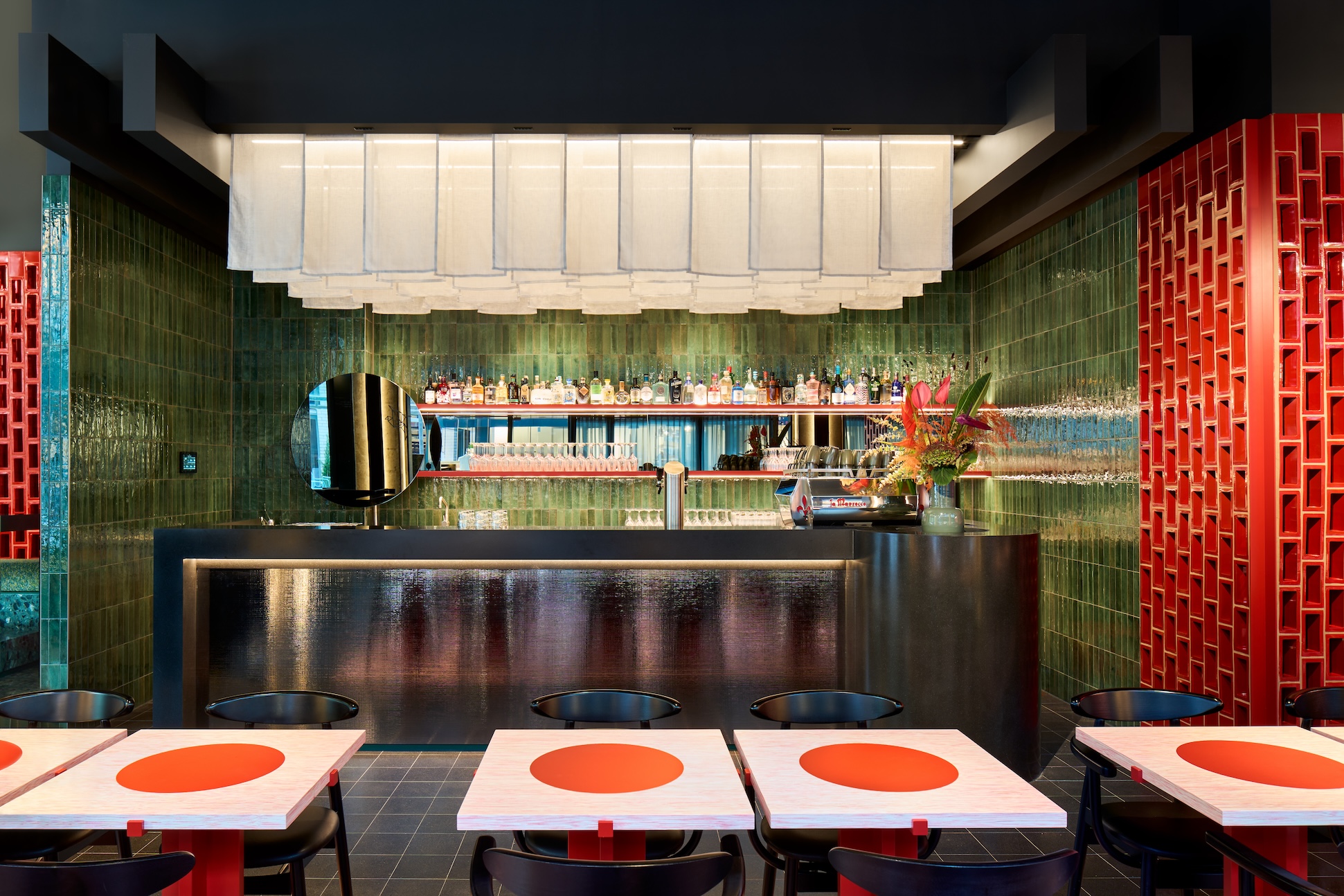 Japanische Fusionsküche & Sushi in der Calwer Passage: Okyure.flect ...